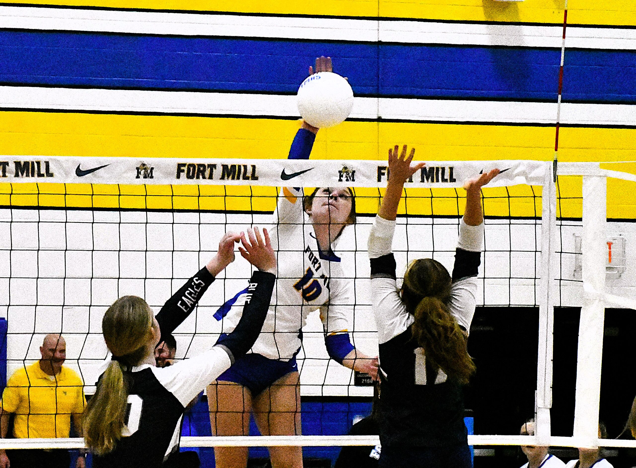 Fifth set rally gives Lady Jackets volleyball first region win of the ...